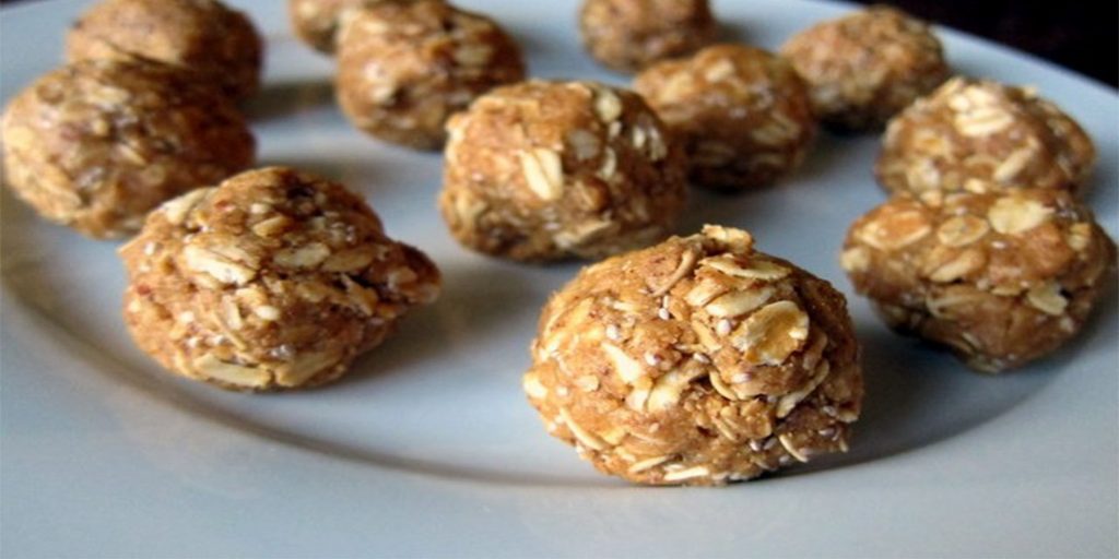 NO BAKE PEANUT BUTTER BALLS